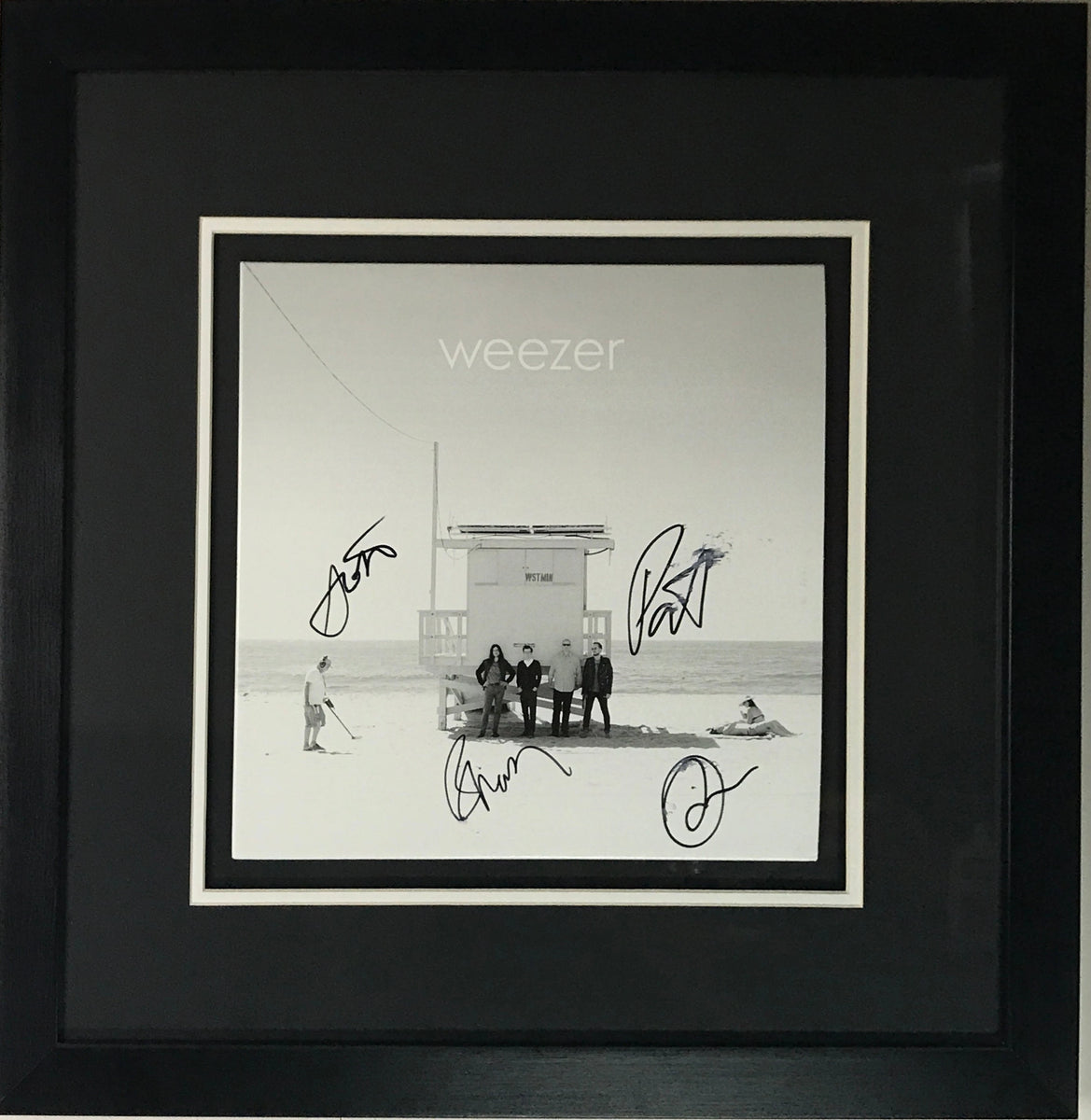 Signed Memorabilia – MusicGoldmine.com