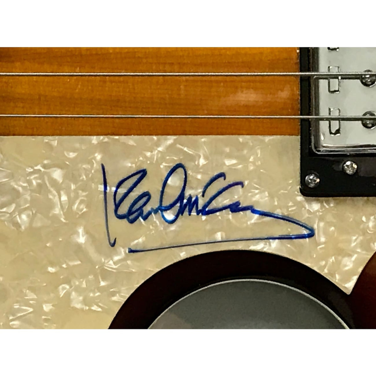 musicgoldmine.com - Beatles Hofner Bass Signed by Paul McCartney w ...